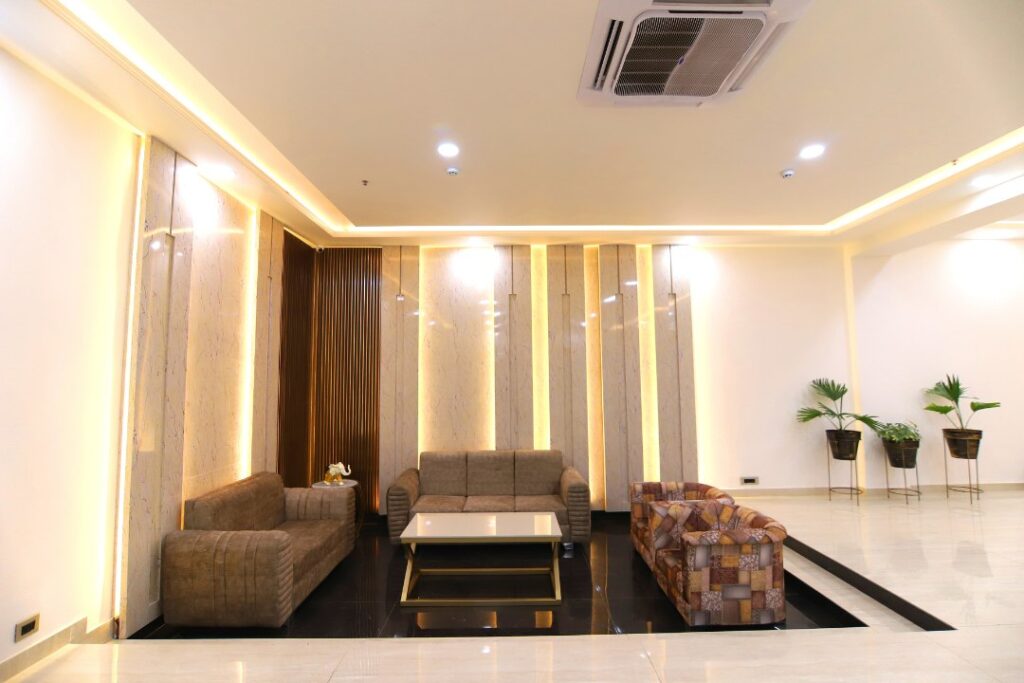 Royal Residency – We Serve The Best